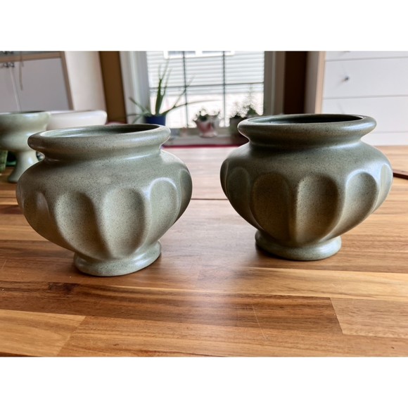 Haeger | Accents | Vintage Haeger Pottery Green Matte Brown Speckled ...